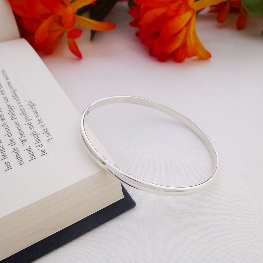 Elegant Sterling Silver Oval Shaped Bangle
