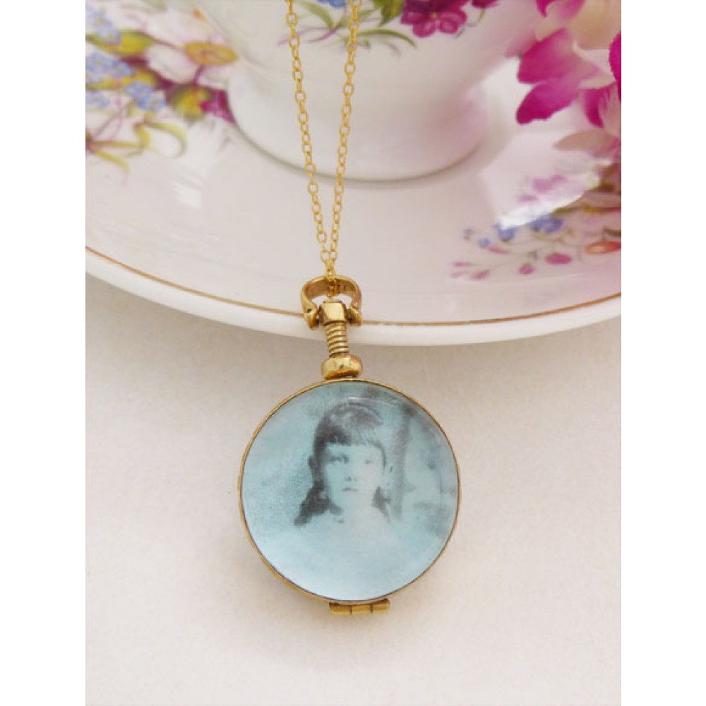 Cleopatra Round Gold Plated Glass Locket Pendant Necklace