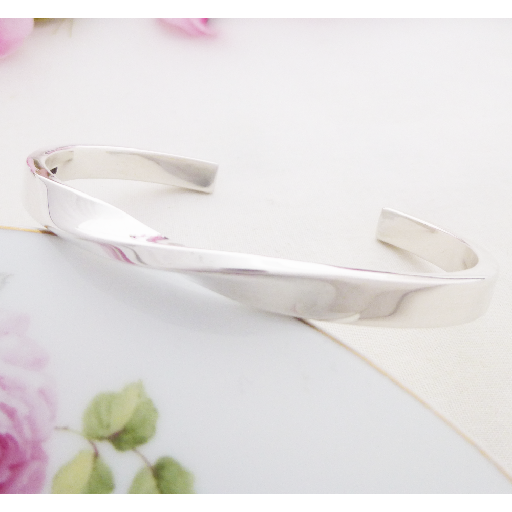 Solid 925 Silver Torque Bangle featuring a Unique Twist